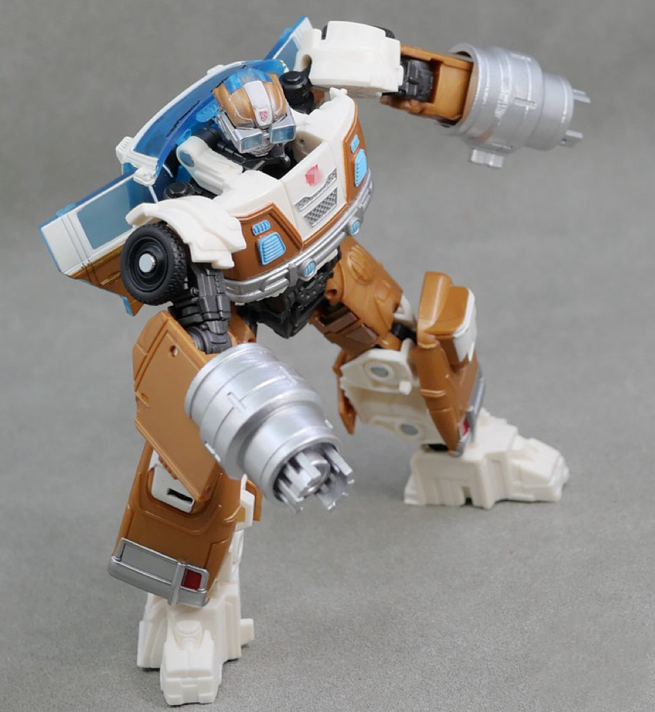 Studio Series RoTB Wheeljack | Page 9 | TFW2005 - The 2005 Boards
